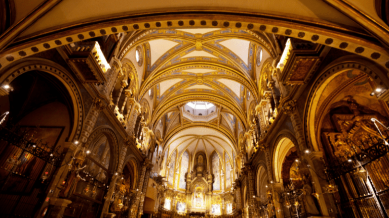 El Monasterio de Montserrat: Un rincón mágico para descubrir en ...